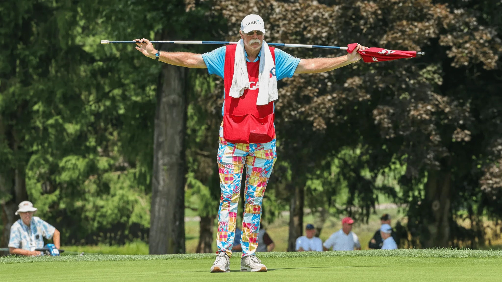 The Integral Role of a Caddie in Professional Golf: A Spotlight on Jef